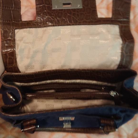 Michael Kors | Bags | Authentic Michael Kors Shoulder Bag | Poshmark